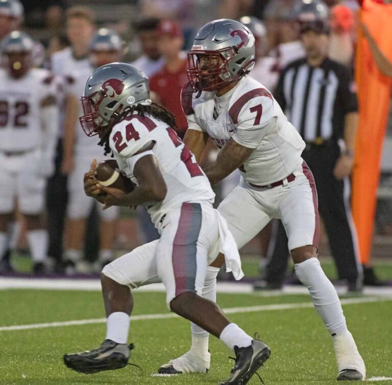 Alexandria vs. Destrehan Photo Gallery | Gridiron Football