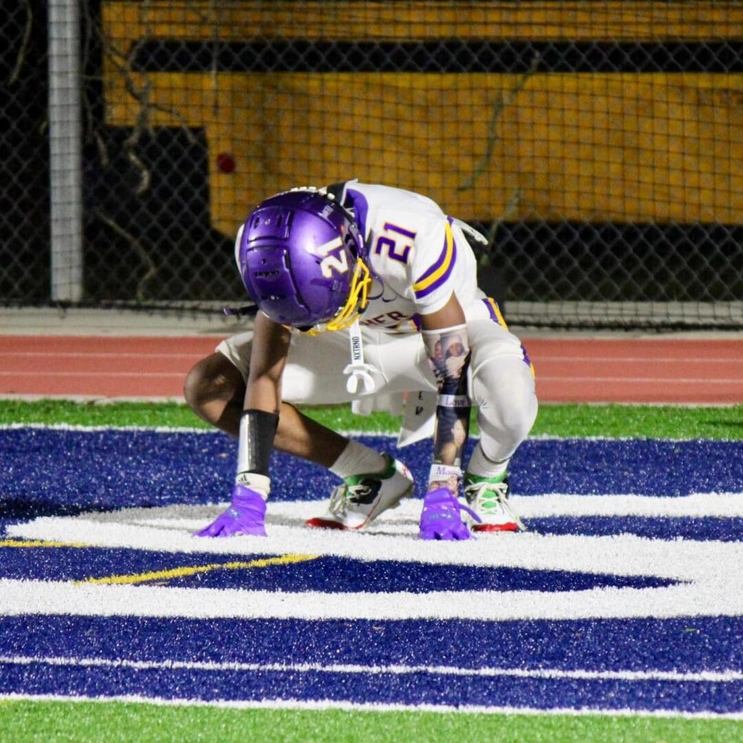 2024 GF Player of Week 9: Fisher (Lafitte, LA) 2025 S Jaiven Lewis ...