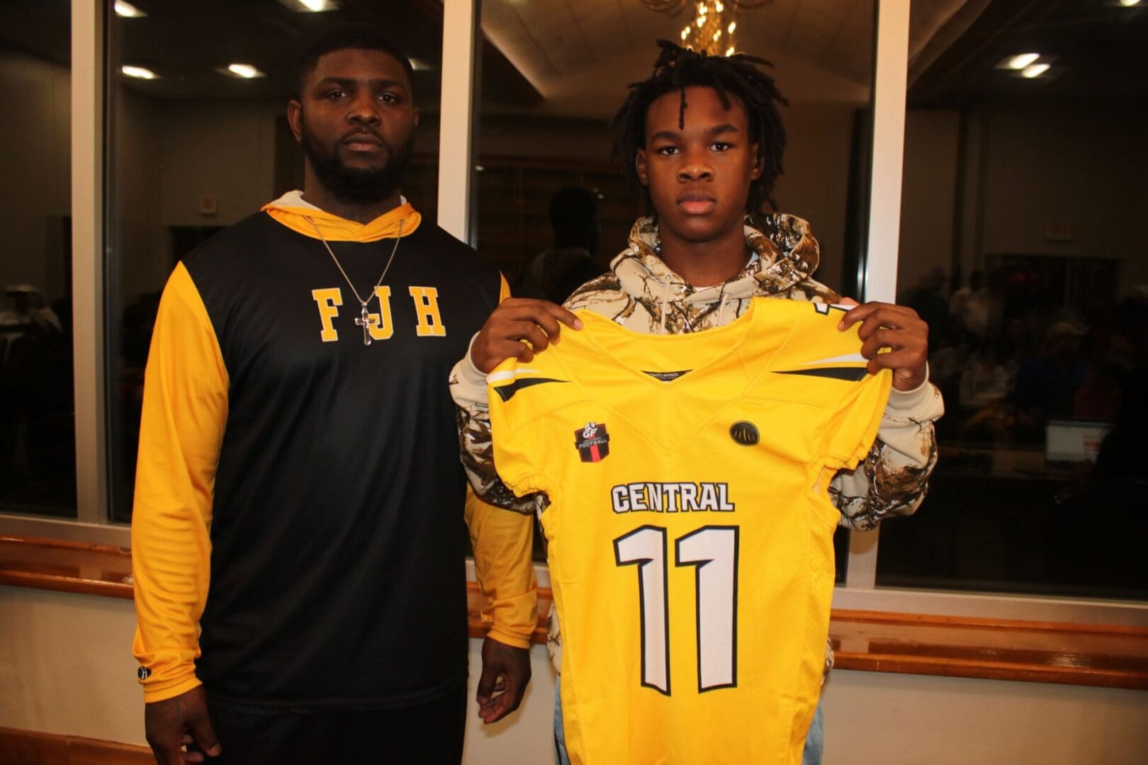 Rising Star: LB Dontavious Lewis, Ferriday Jr High(Ferriday, LA ...